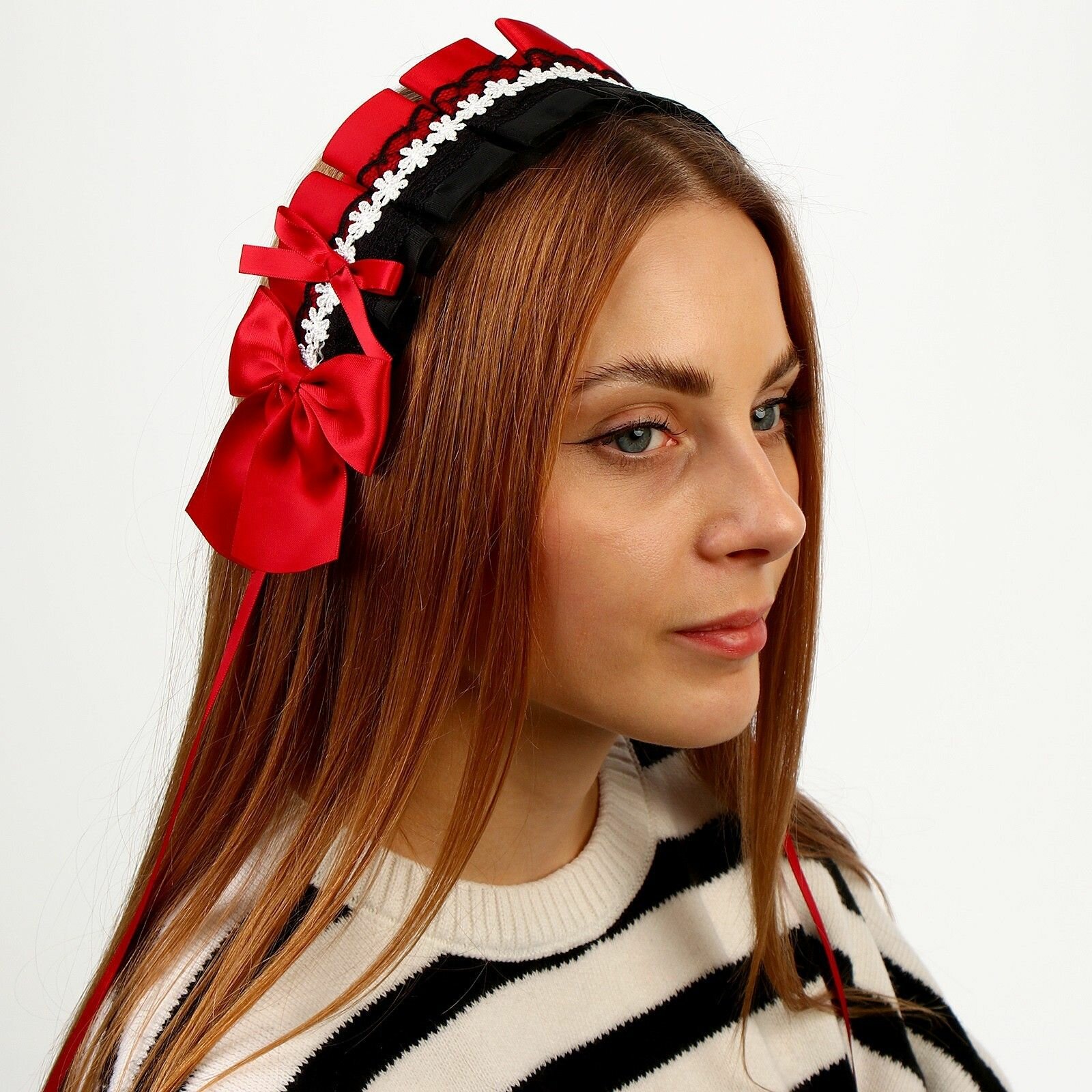Карнавальная повязка "Лолита" цвет красный с чёрным кружевом