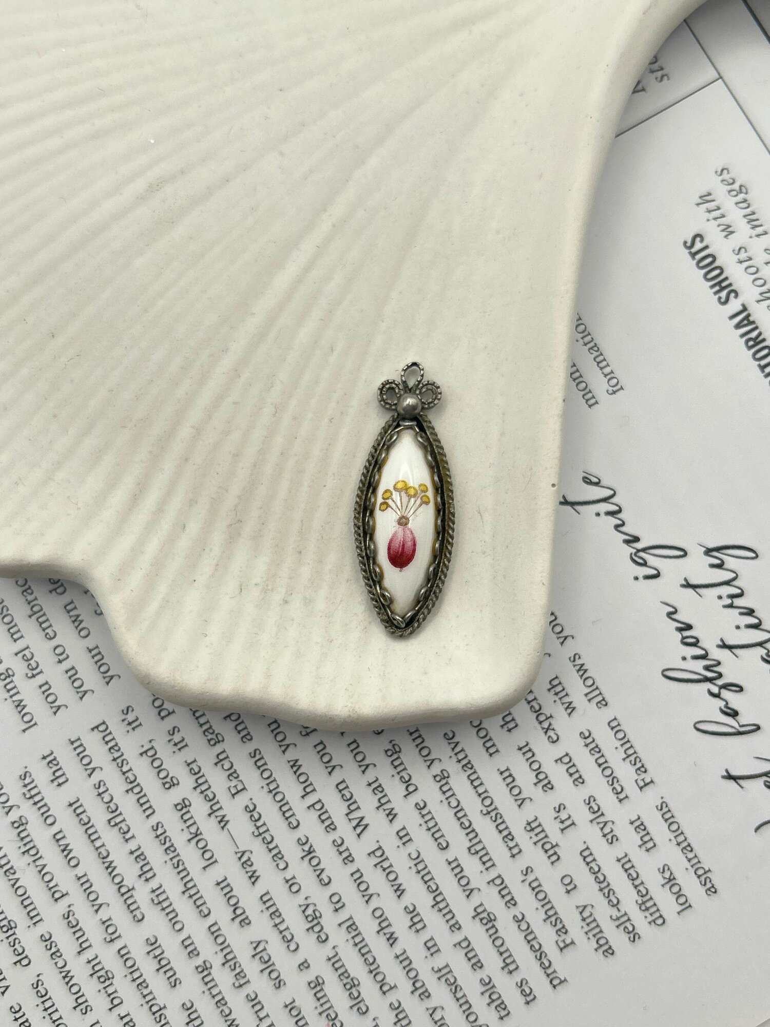 Винтажный мельхиоровый кулон подвеска, финифть, скань