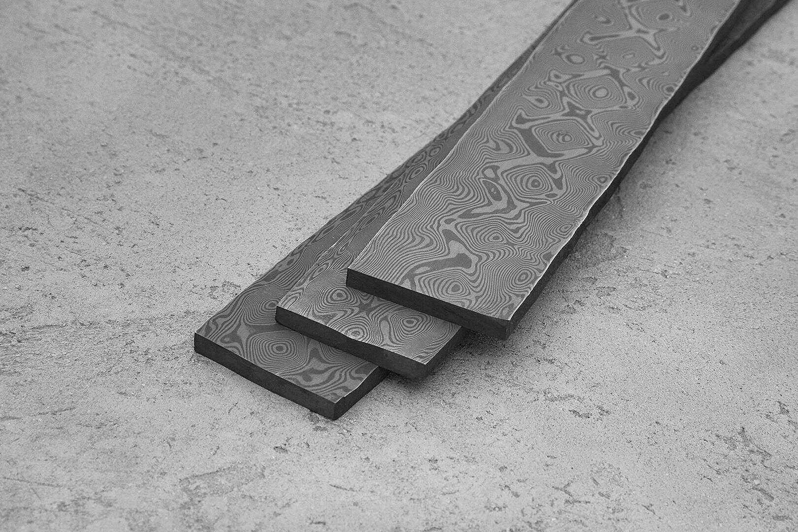 Дамаск ZDI-1016 пирамиды 4,0мм. Поковка 220x30мм, ТО 57-58HRC