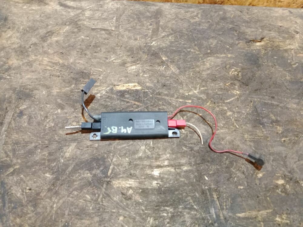 Усилитель антенны Audi A4 B5 1994-2001 Б/У с пробегом