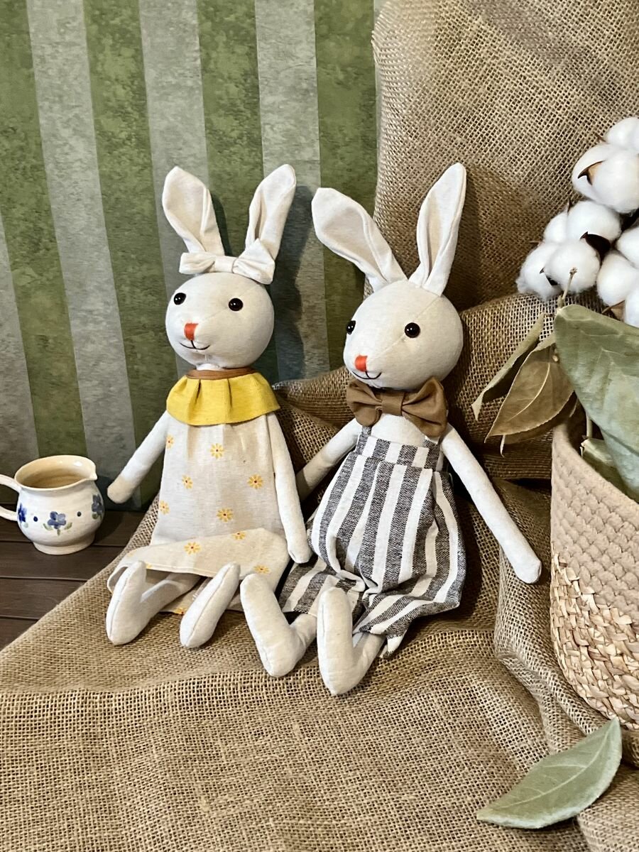 Парочка зайчиков ручной работы