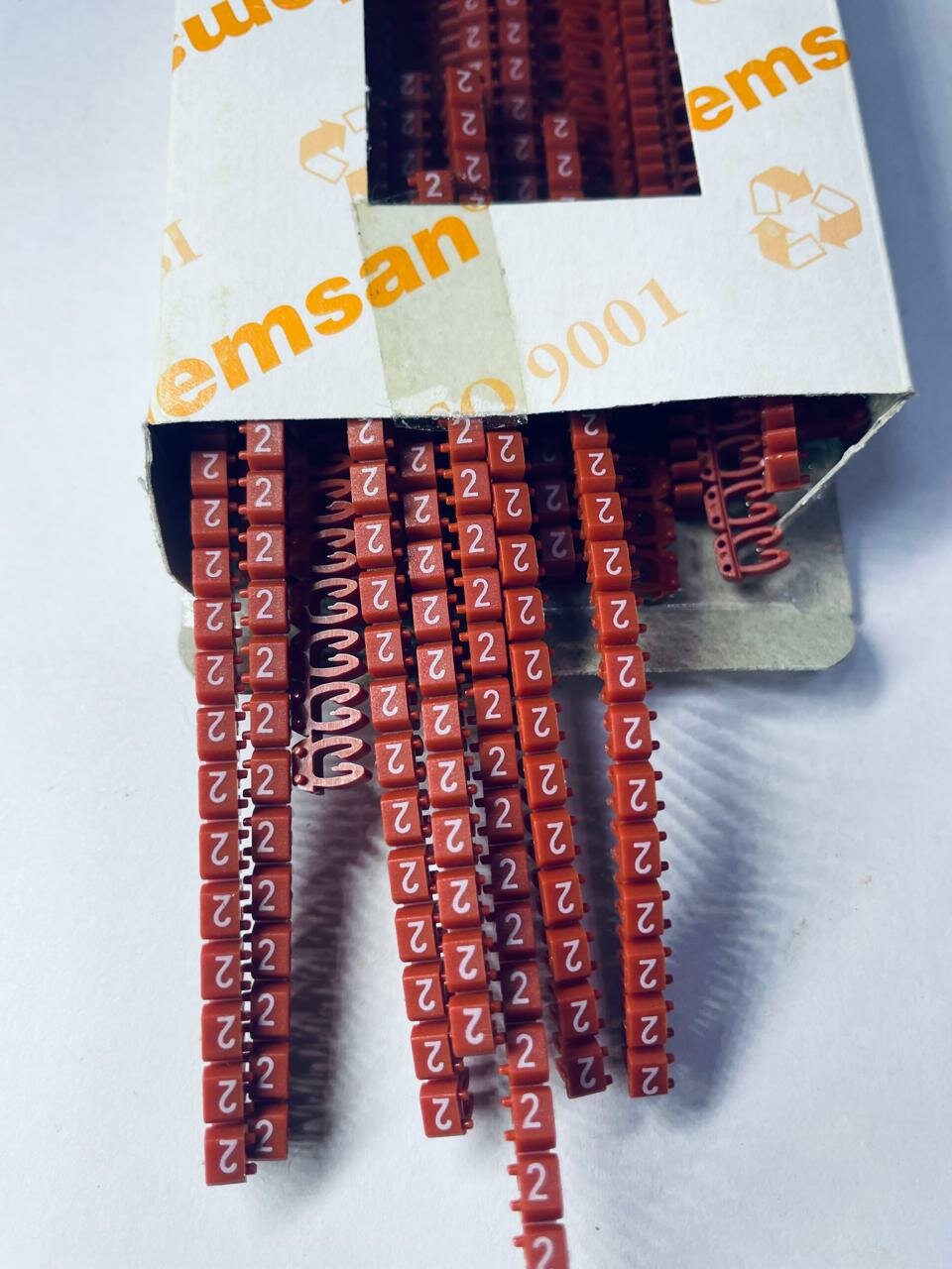 Маркировка кабельная Klemsan KE1 517002, для кабелей 0.75-1.5 мм, 500 шт.