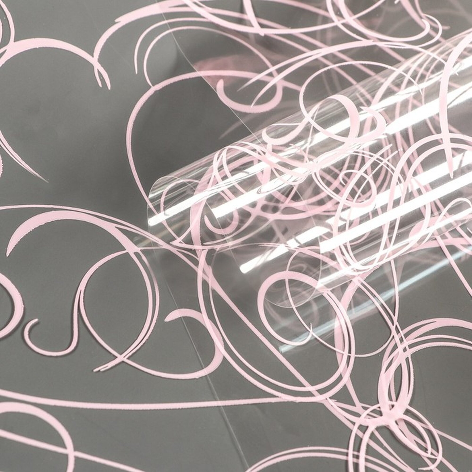 Пленка упаковочная для цветов "Серпантин" розовая 0,7 х 8.2 м, 40мкм