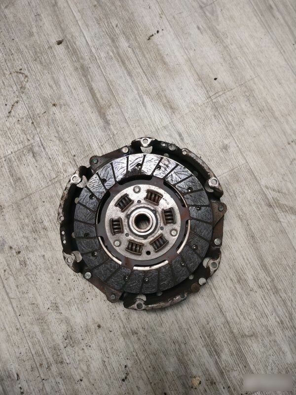 Сцепление Renault Megane LM2Y K4M812 2008 Б/У с пробегом