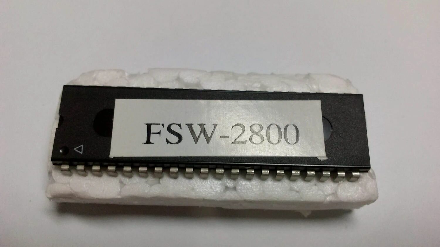 8-разрядный КМОП микроконтроллер с Flash ПЗУ 0880704 , IC, AT89C51 DIP FSW-2800 Микросхема арт. 1301