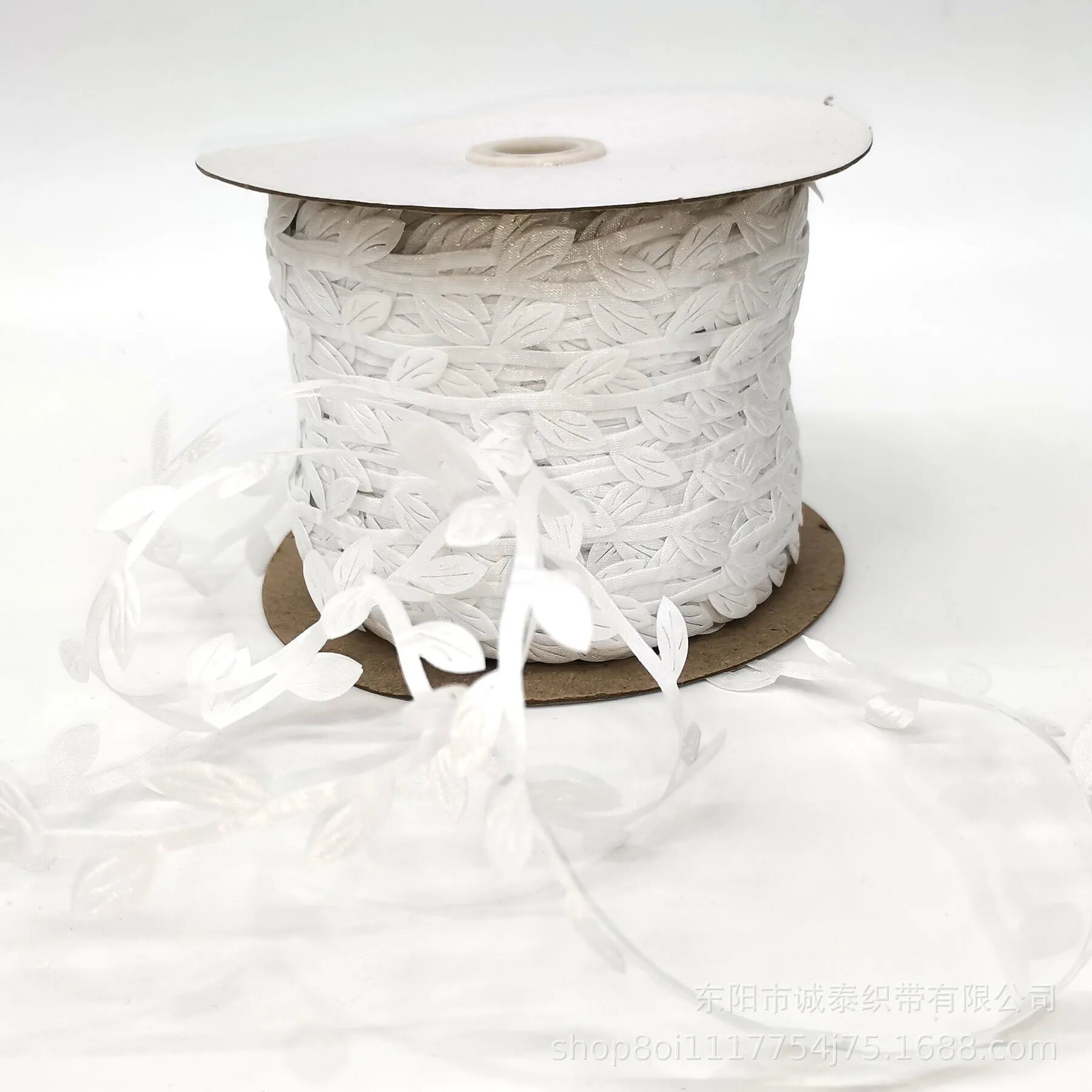 Декоративная лента из полиэстера с листьями Белый, Style 13, 5 yards
