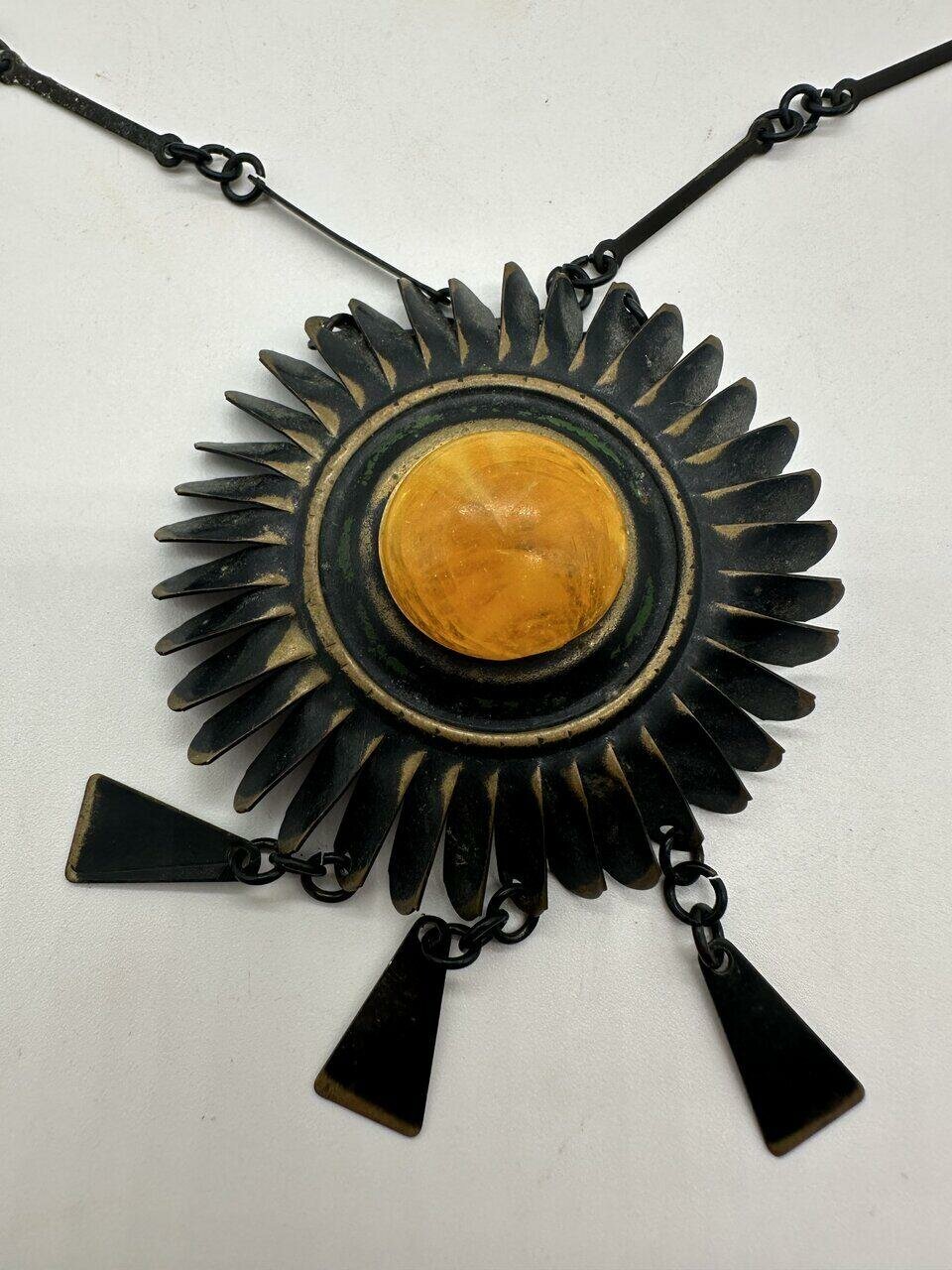 Кулон Круг с янтарём на цепочке оригинальное исполнение ссср 80 годы винтаж