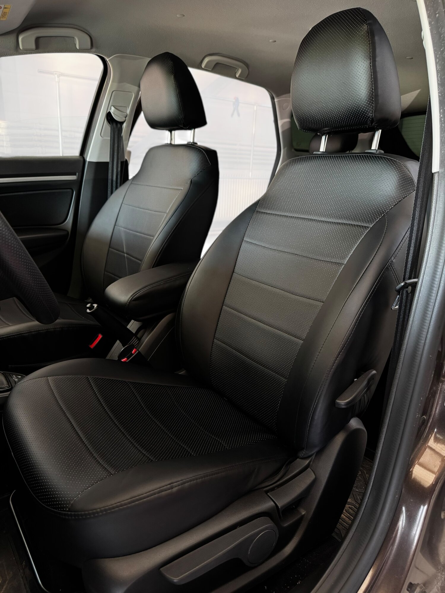 Чехлы на сиденья LADA Vesta, Vesta Cross 1/3+2/3, 5 подг.