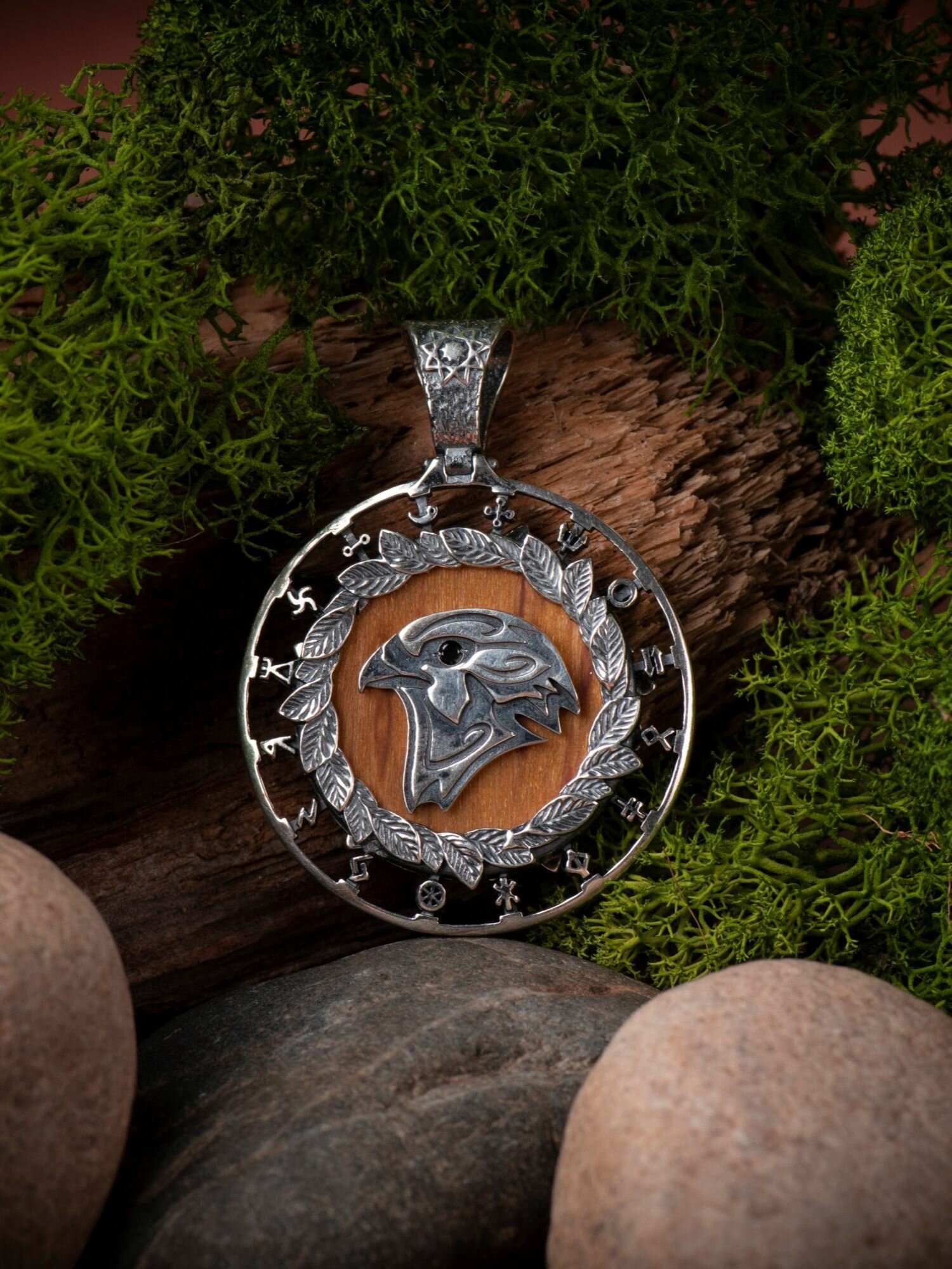 Подвеска, серебро, 925 проба, чернение, шпинель