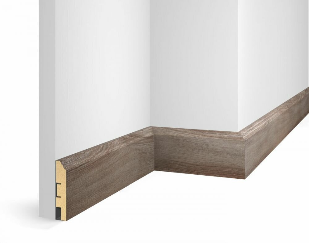 Плинтус Cosca WP07 Экошпон, Дуб Старинный Шелковый В80хШ16хД2400 мм / Коска.