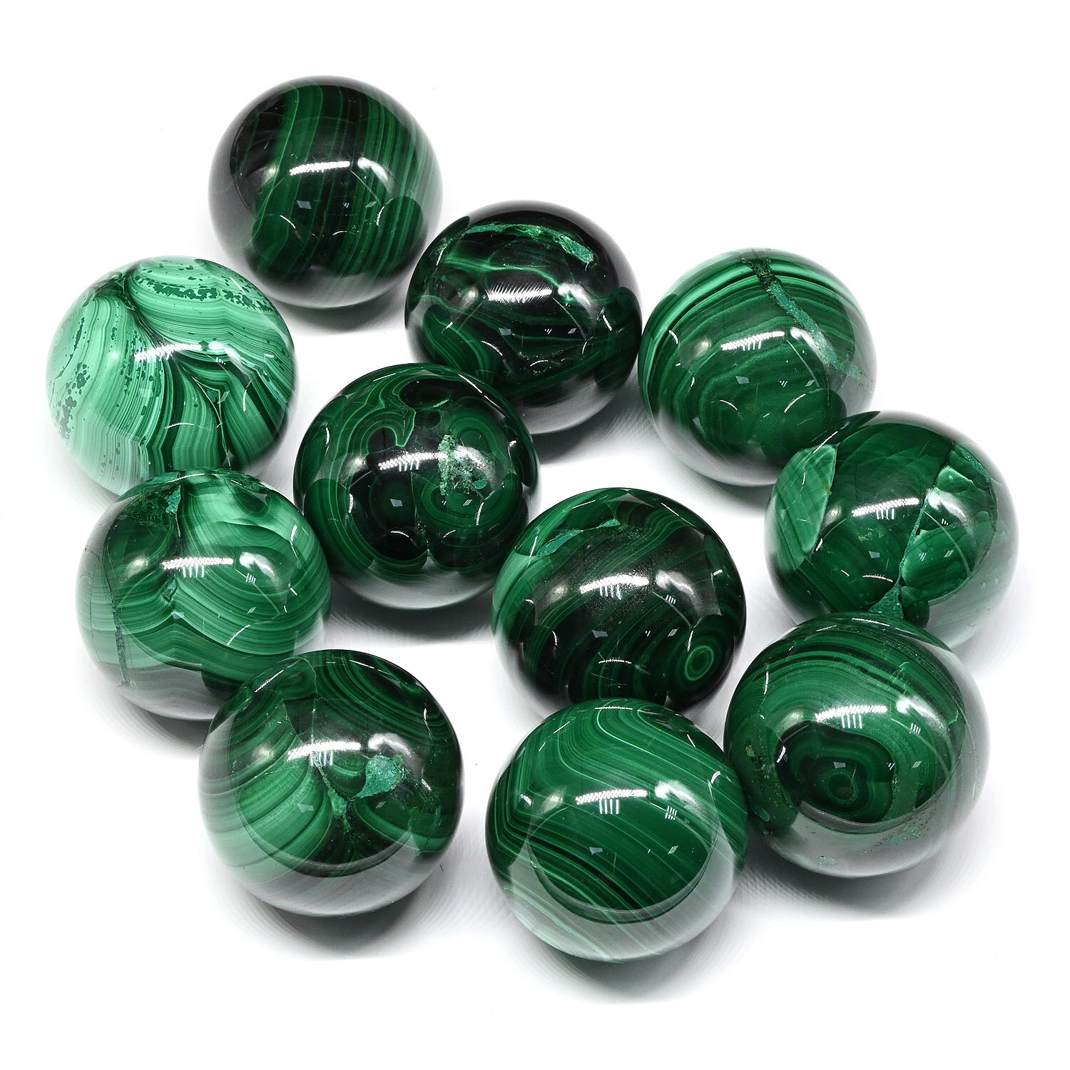 Шар из малахита 37-38мм .