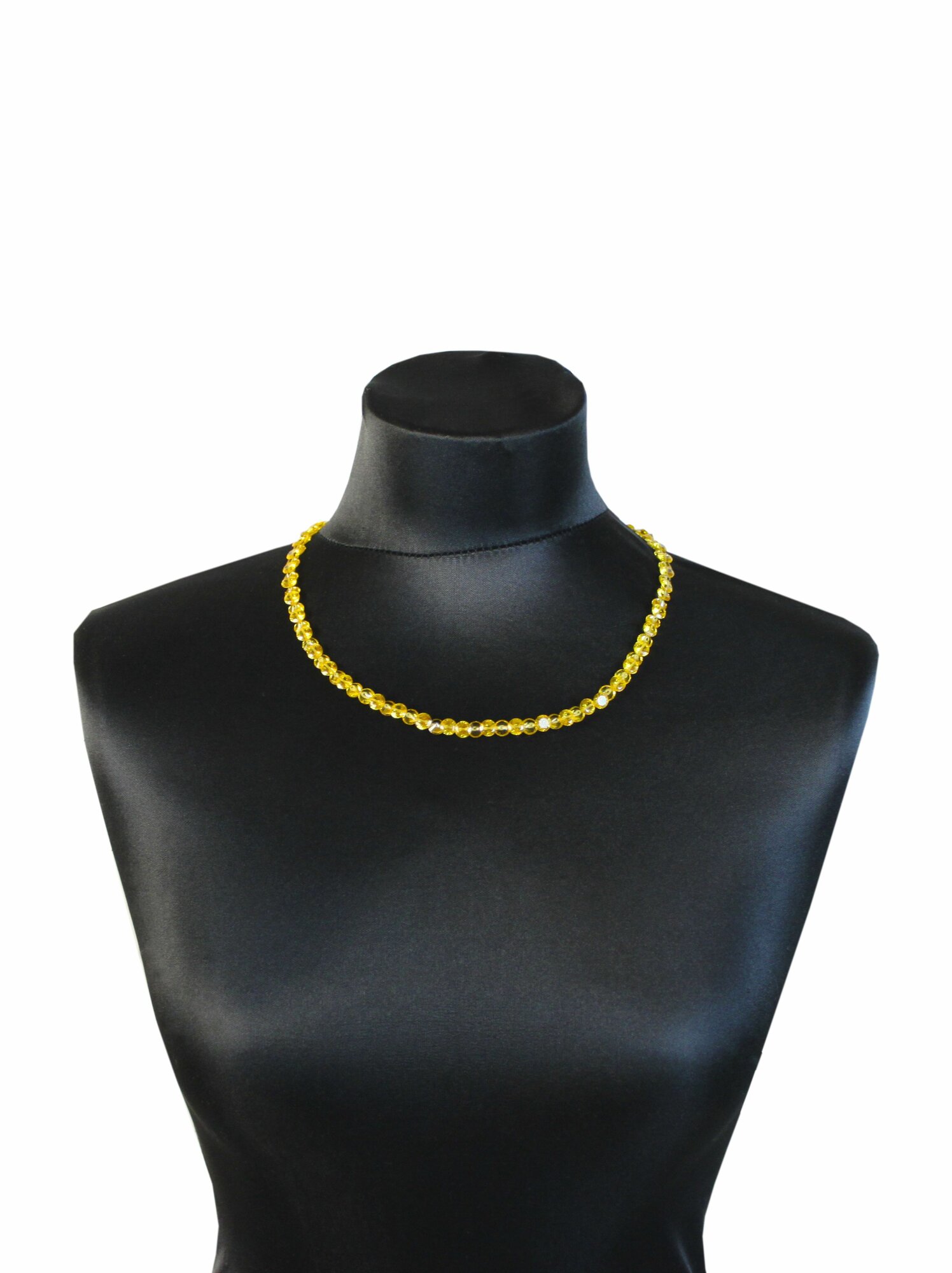 Бусы, циркон