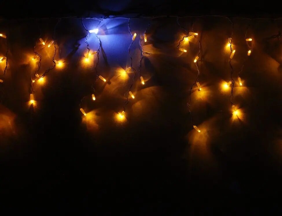 Светодиодная бахрома мерцающая, 112 желтых LED, влагозащитный колпачок, 3х0.5 м, коннектор, белый провод, уличные, Rich LED