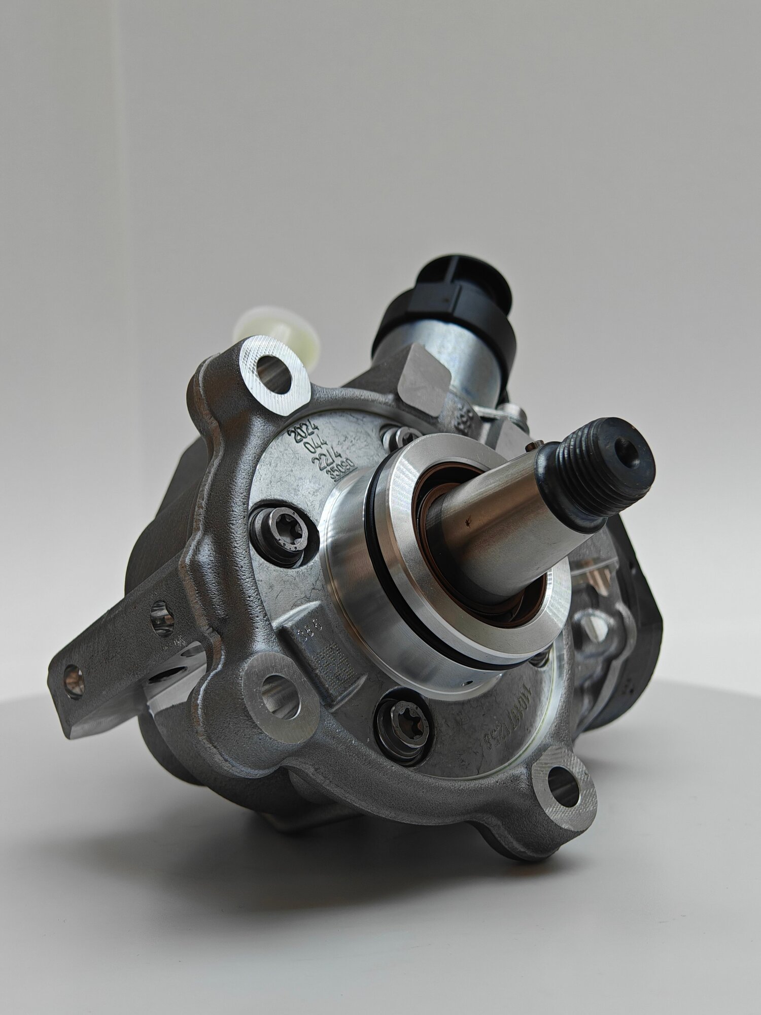 ТНВД 2.7 Sollers Atlant 1042300FE010