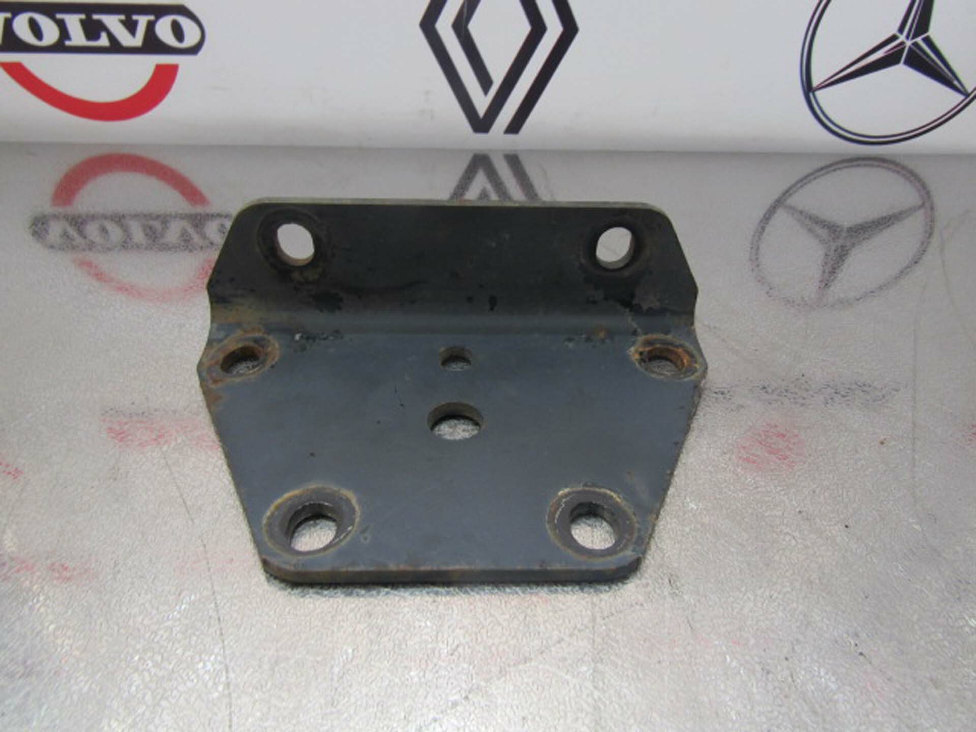 Кронштейн крепления передней рессоры Iveco Stralis