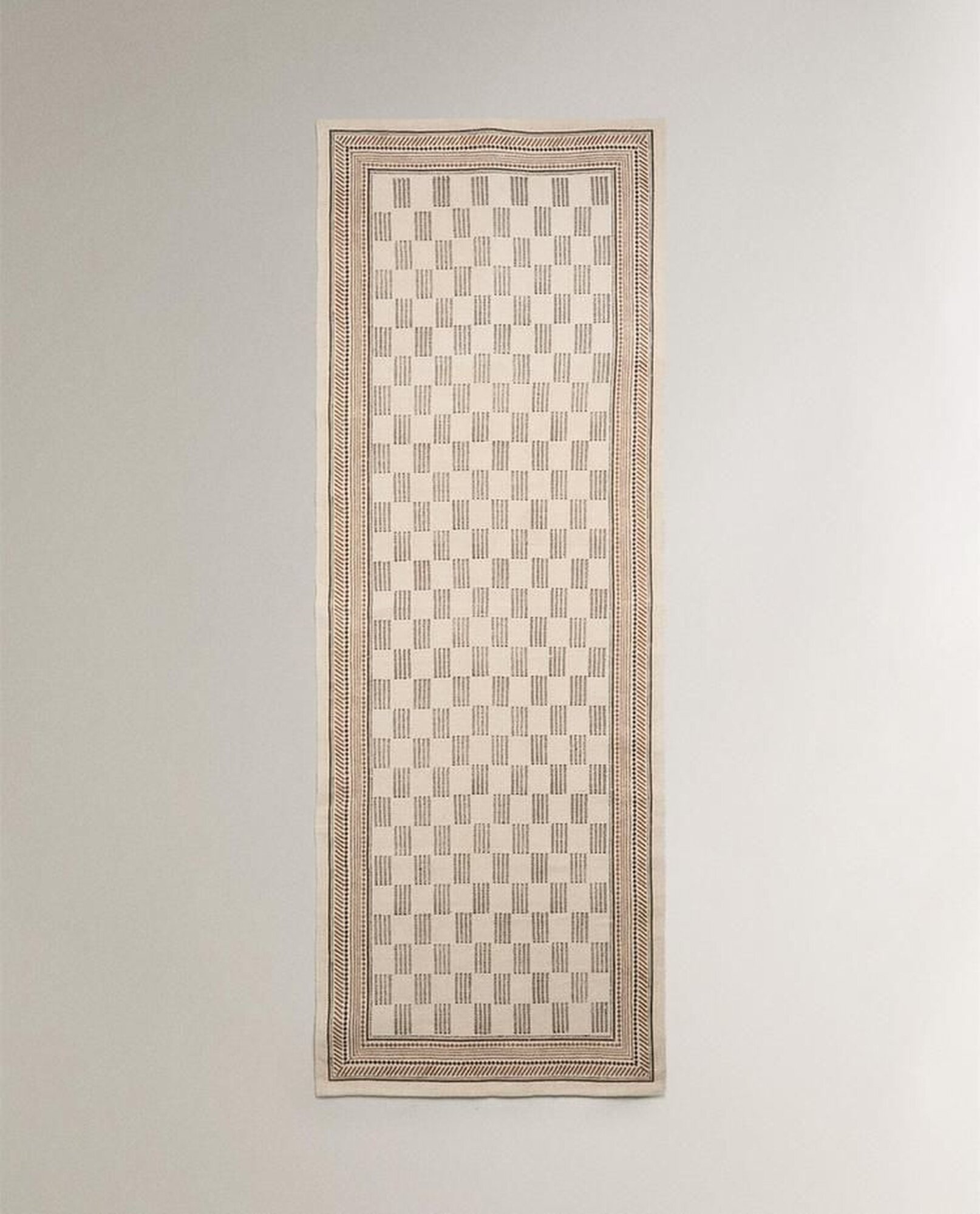 Ковер ZARA HOME 7106/029 - хлопковый, с блочным принтом, разноцветный, 70 x 200 см
