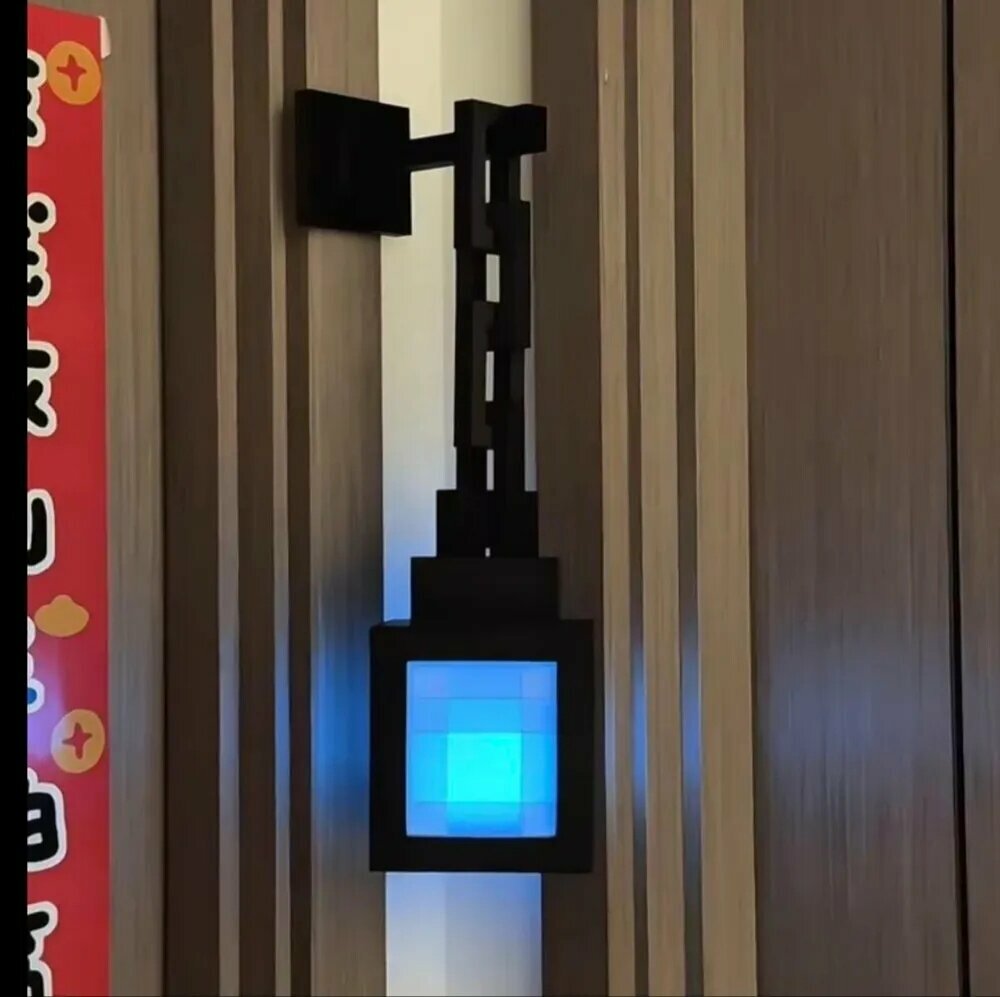 Пиксельный ночник Minecraft(11*11*17.5CM)-Пульт дистанционного управления +16 цветов+ цепь
