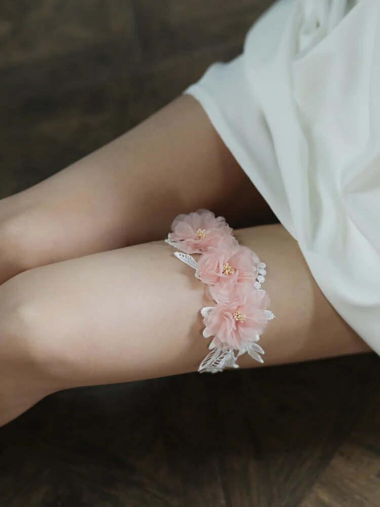 Розовый свадебный пояс SLBRIDAL из кружева с цветами