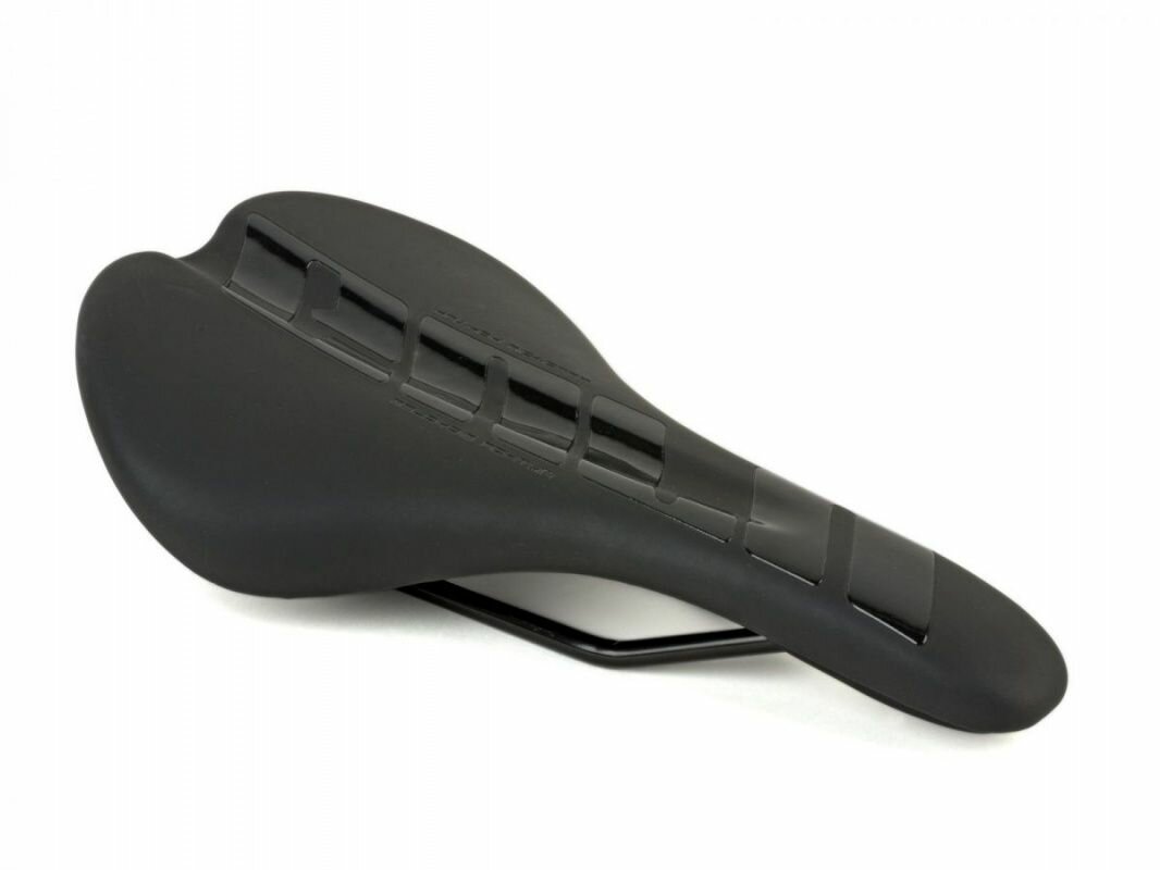 Седло 8-31052020 спорт/турист. GURU X1 270х150мм с легким пенистым наполнителем 277г. черное, AUTHOR