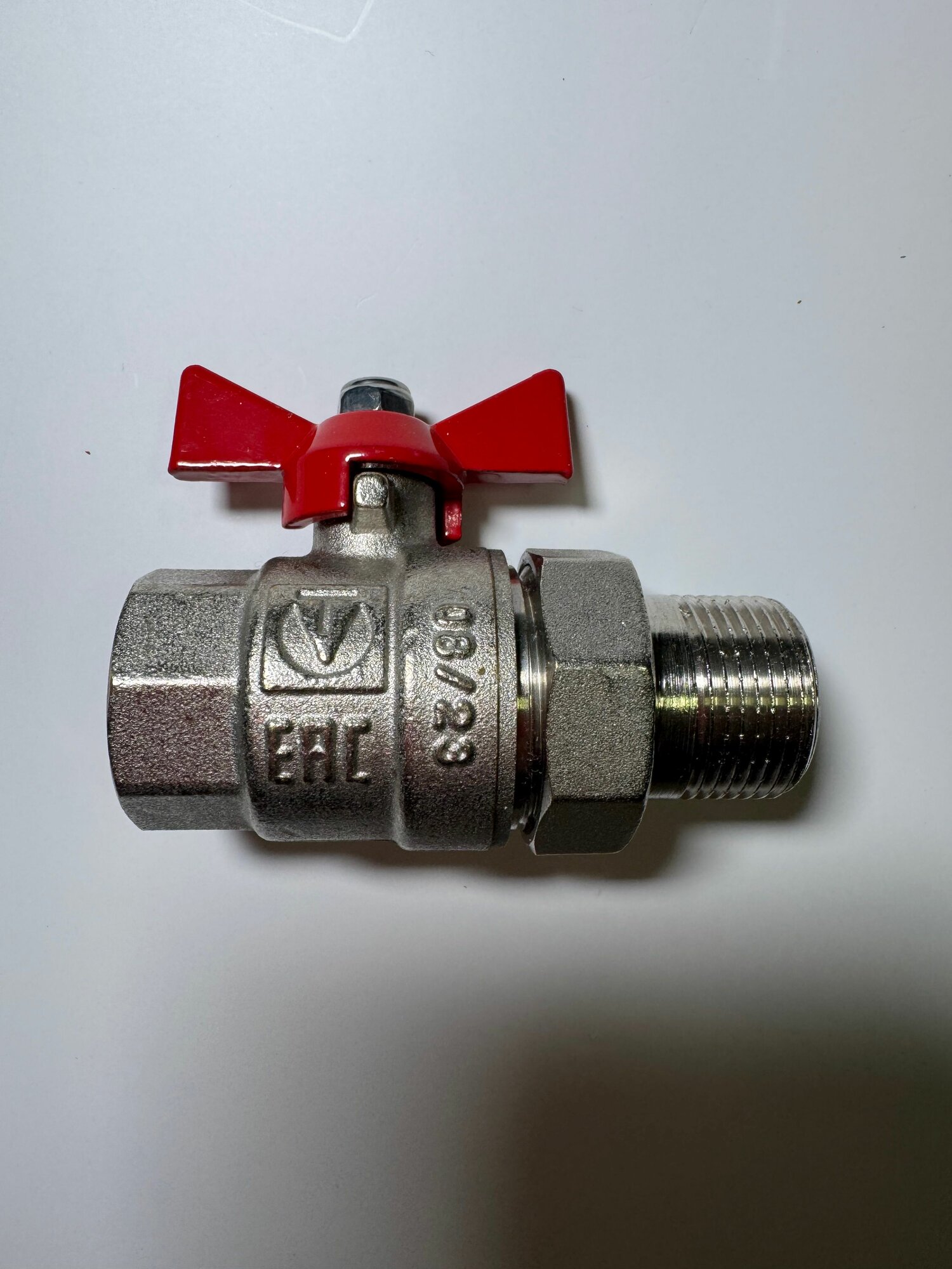 Valtec кран шаровой 3/4 с американкой для воды, латунь, внутненняя и наружняя резьба, для систем отопления и водоснабения BASE VT.227. N.05