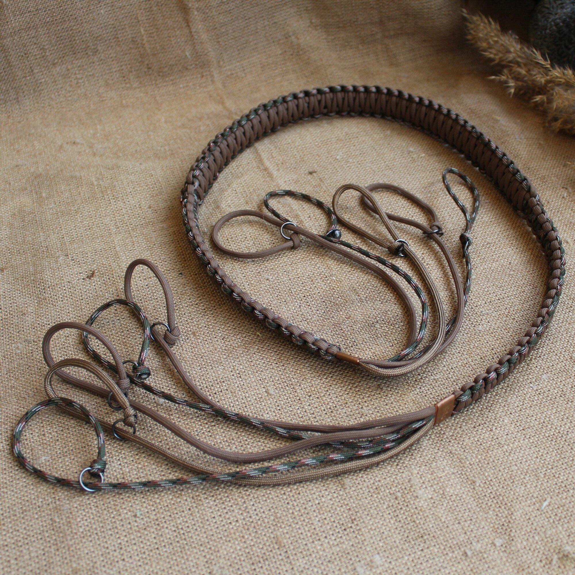 Торока наплечная переноска для битой дичи охотничья из паракорда 4 мм бежевый камуфляж