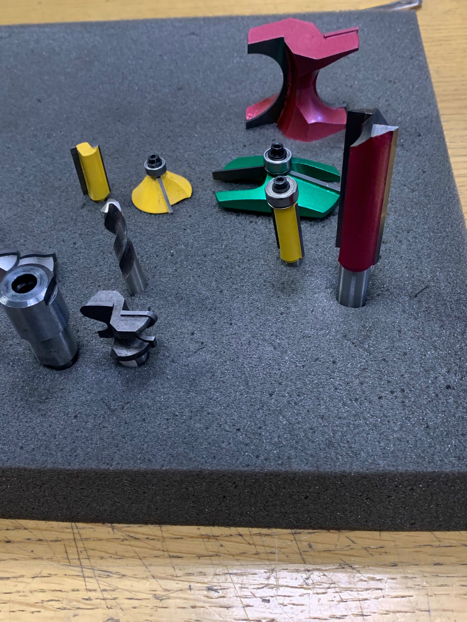 Подставка для концевых фрез и фрез ЧПУ мягкая 310х310х40 мм ARDEN ( хвостовик от 3мм до 20мм)