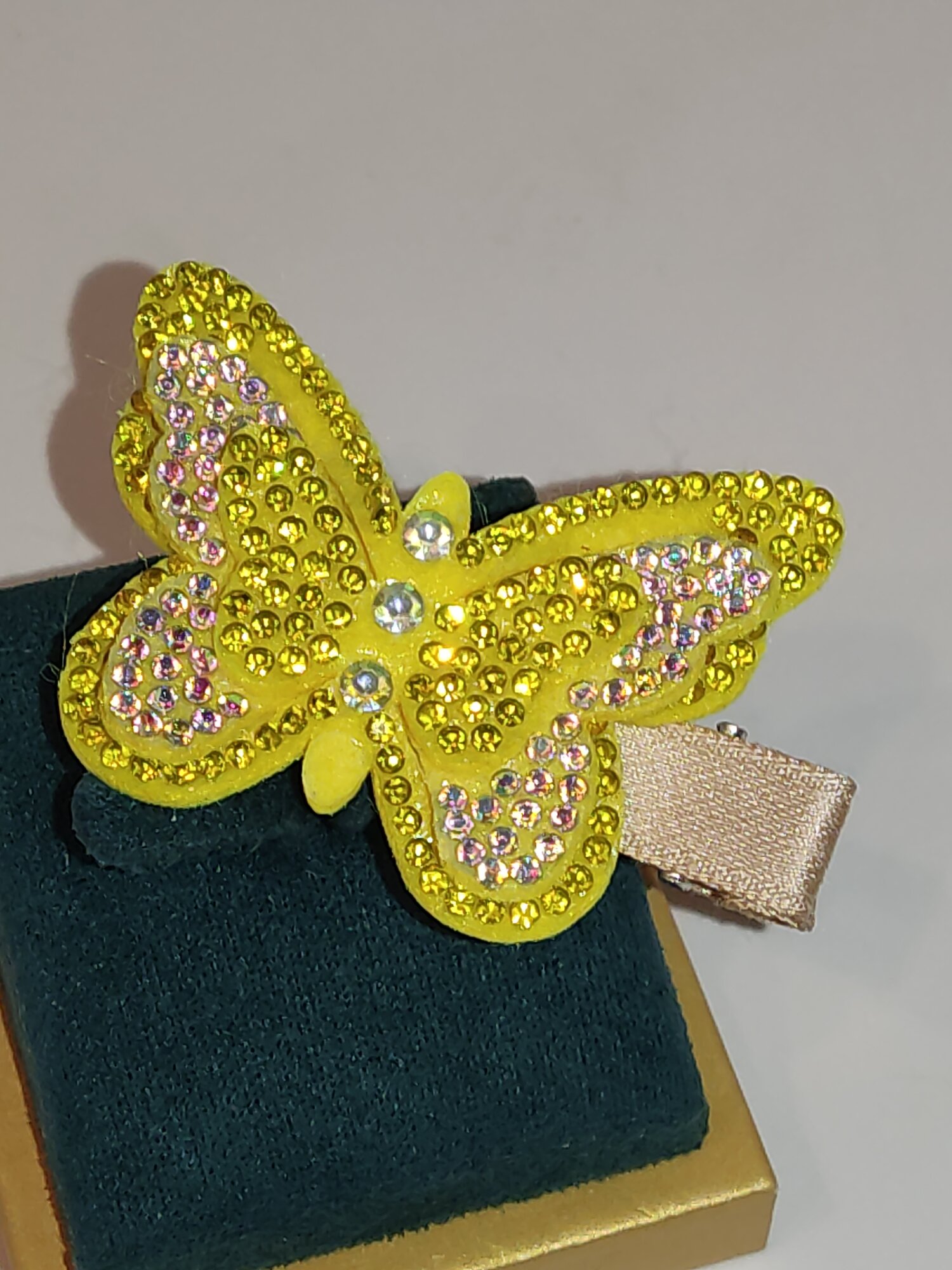 Заколка "Бабочка" металл, стразы, желтый