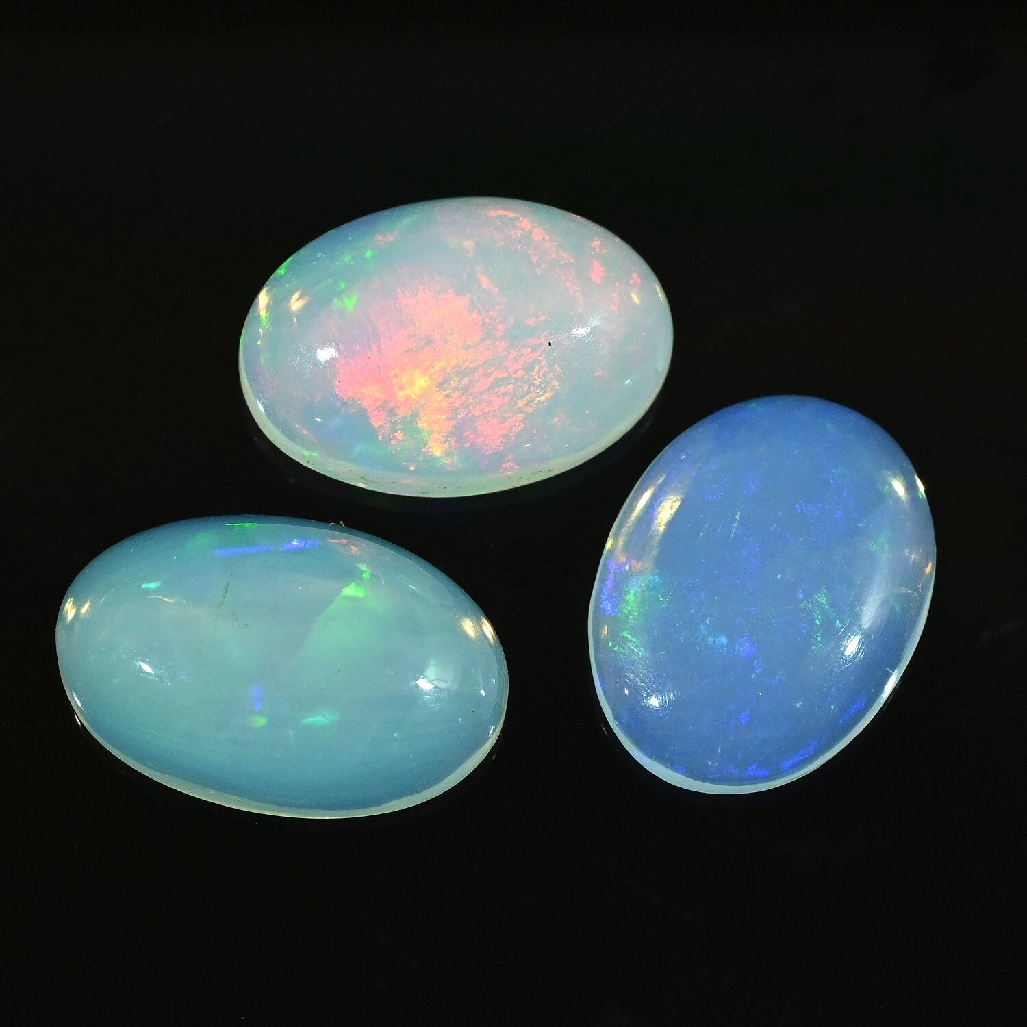 Кабошон из опала овал 9*13мм