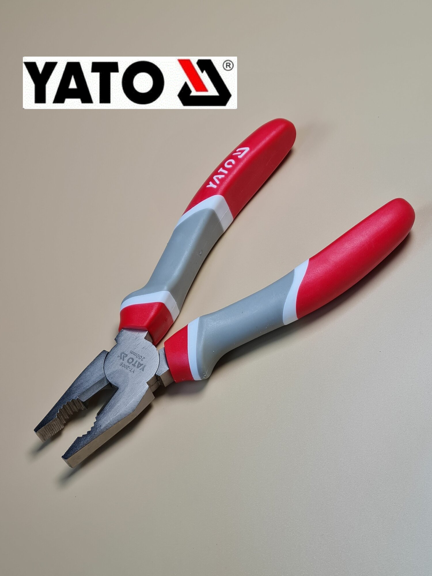 Плоскогубцы YATO универсальные 200 мм, CrV, никелевая обработка, YT-2008-1