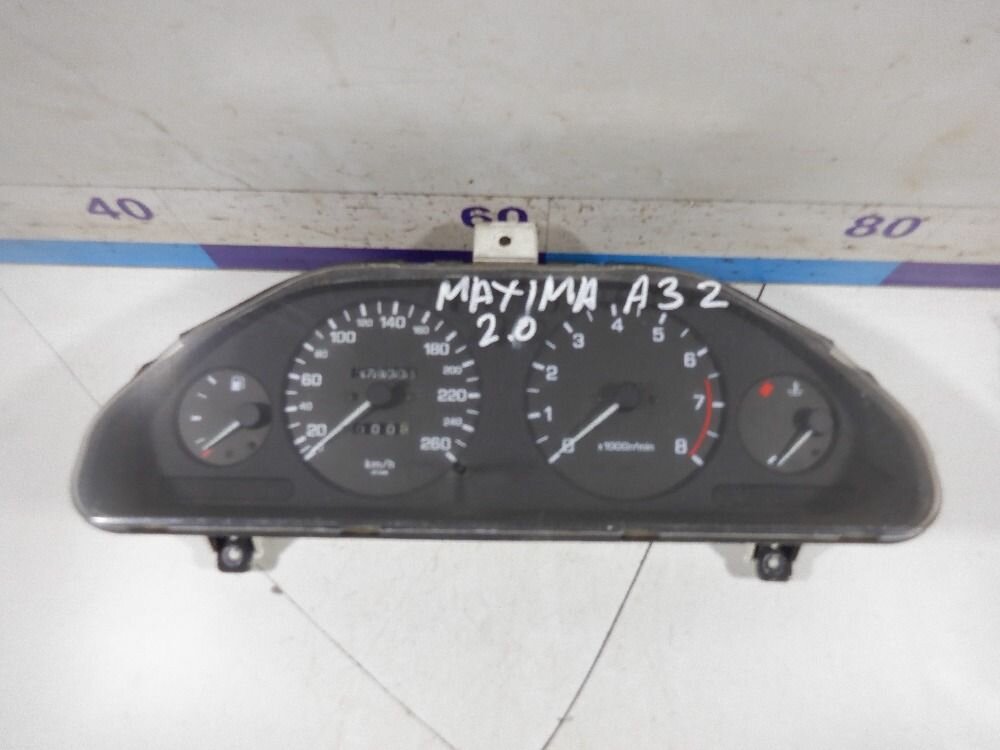 Панель приборов Nissan Maxima A32 3.0 МКПП Араб 2481447U00