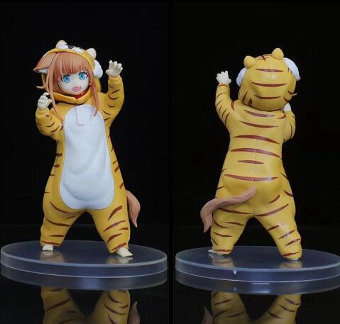 Девочка-кошка из соевой муки сидит и ест рыбу, милая модель-украшение, стоячая поза, кошка из соевой муки ест рыбу