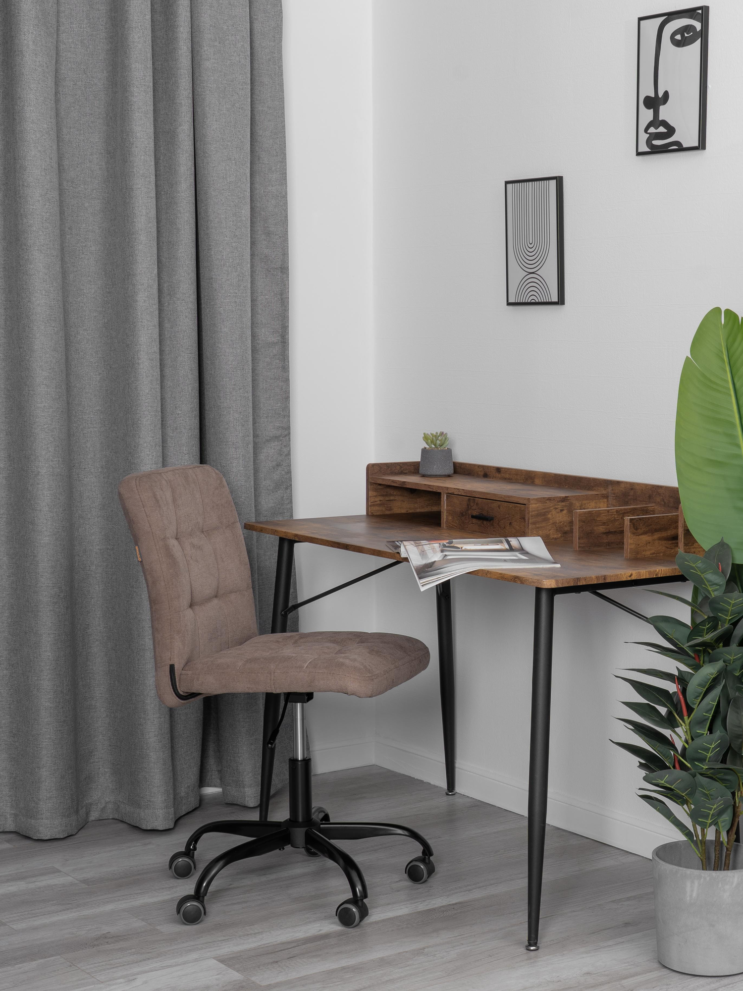 Кресло компьютерное офисное TetChair FIESTA metalBL, ткань, светло-коричневый