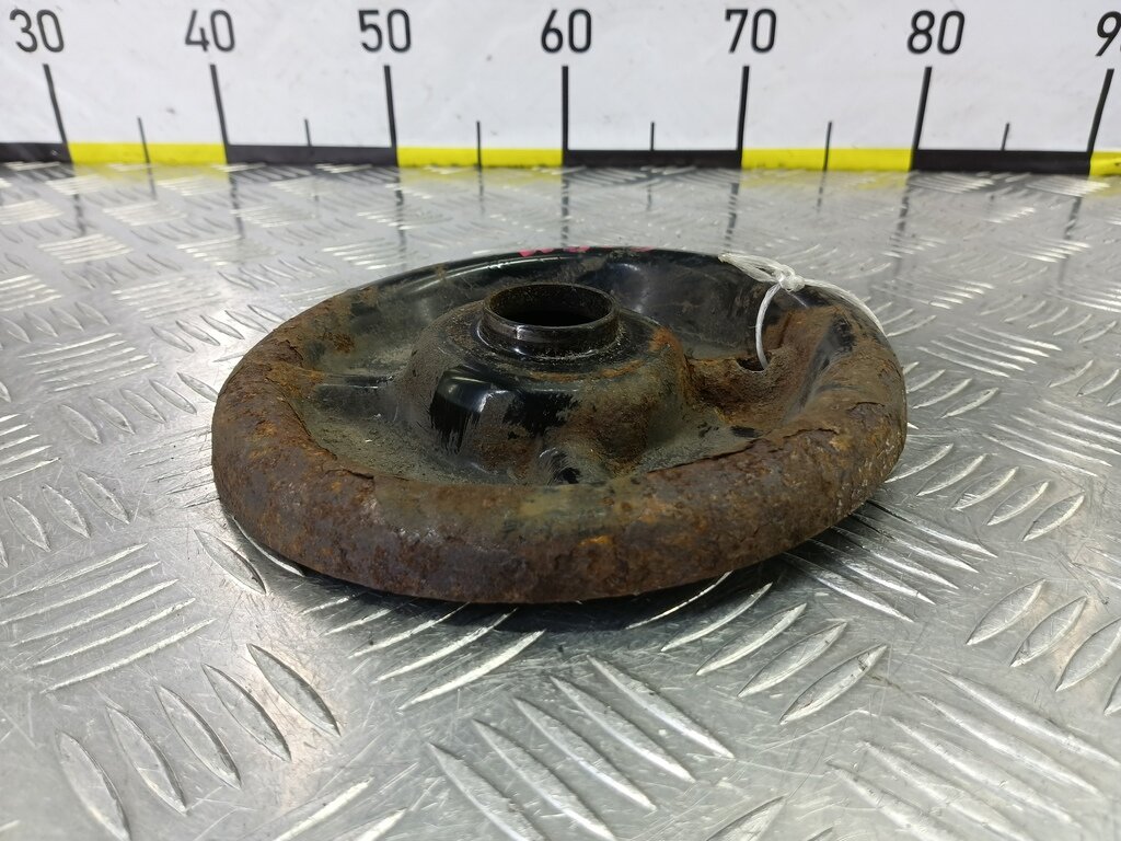 Опора пружины передняя Б/У для MITSUBISHI LANCER IX рестайлинг (2005—2010) MR491447