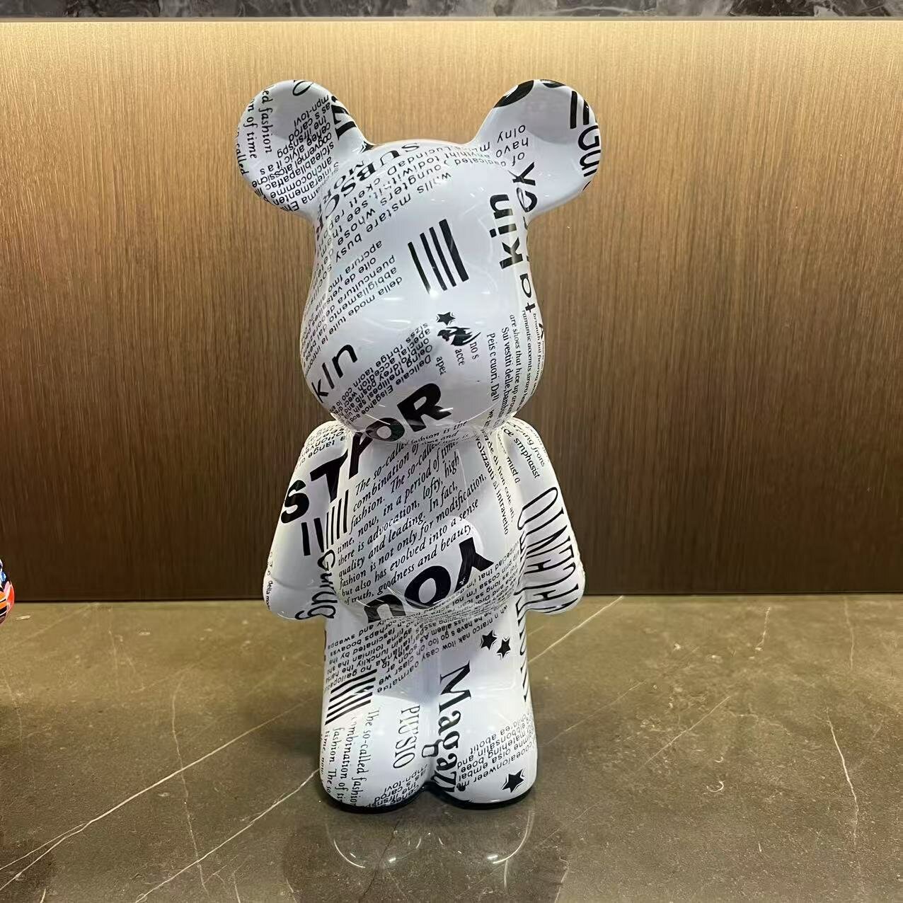 Украшение детской комнаты с медвежонком, интернет-знаменитость, светлый роскошный ТВ-шкаф, винный шкаф, фигурка мультяшного жестокого медведя, маленькая кукла