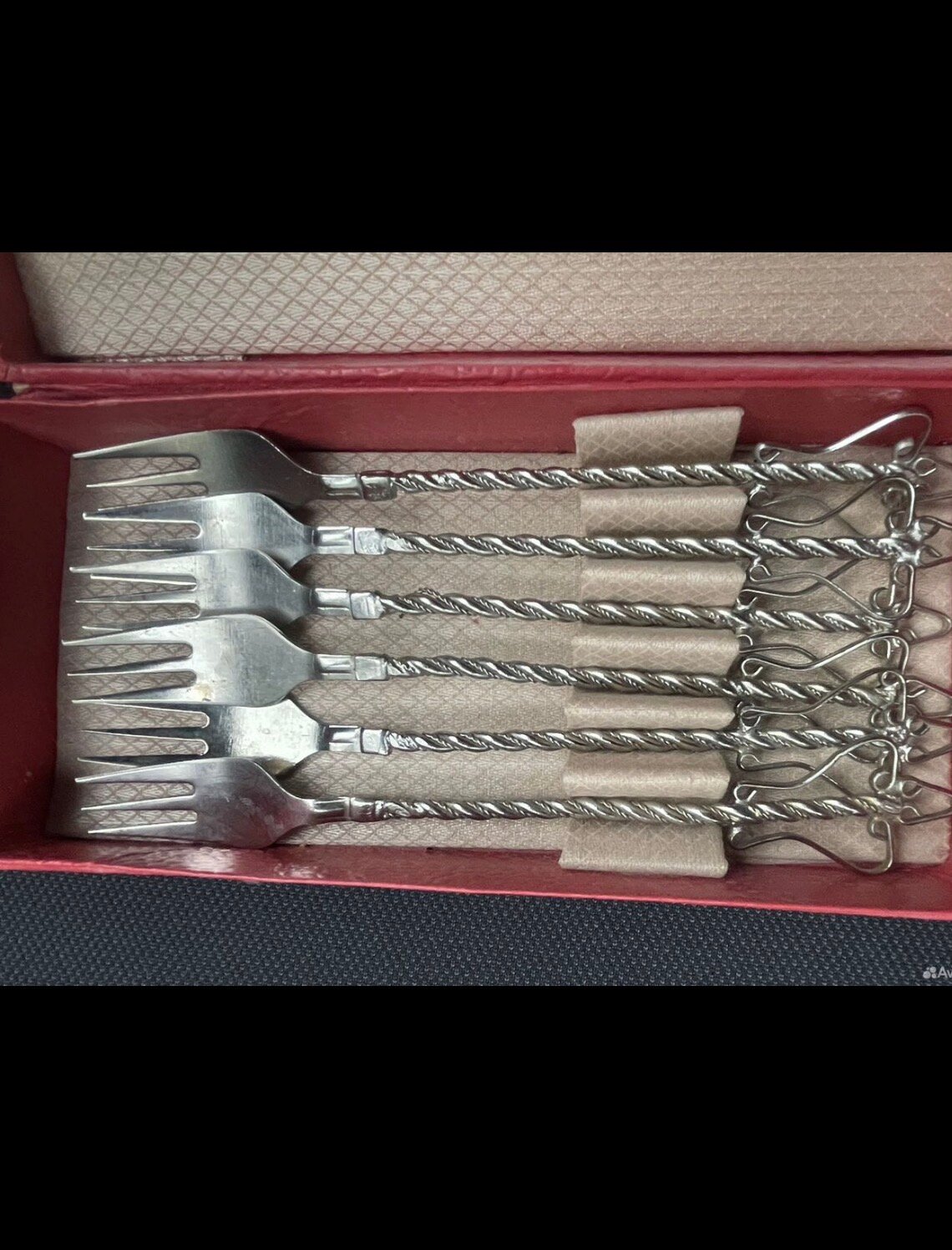 Набор десертных вилок, СССР, Meльхиоp, 1968 г, 6 штук, в подарочной упаковке, винтаж