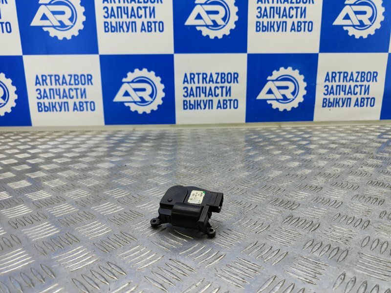 Б/У Моторчик заслонки печки Ford Focus 3 MK3 / Форд Фокус 3 MK3 1.6 PNDA 125 Л.С. хэтчбек 2012
