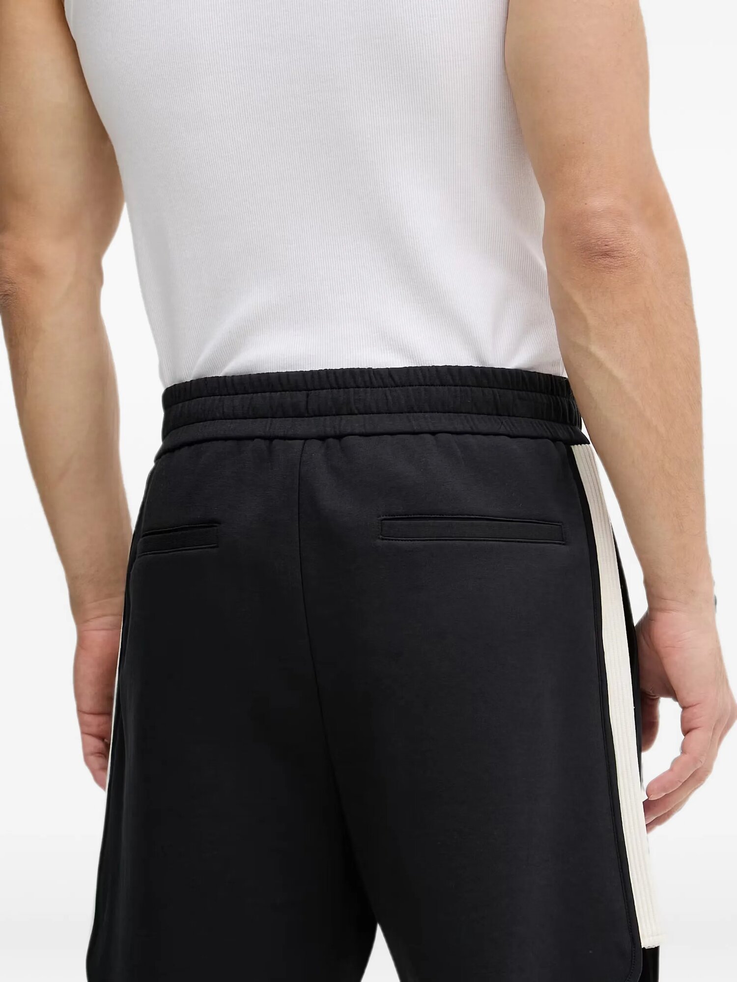Шорты Armani Exchange Logo-patch side-stripe shorts, размер 50 — фото 1