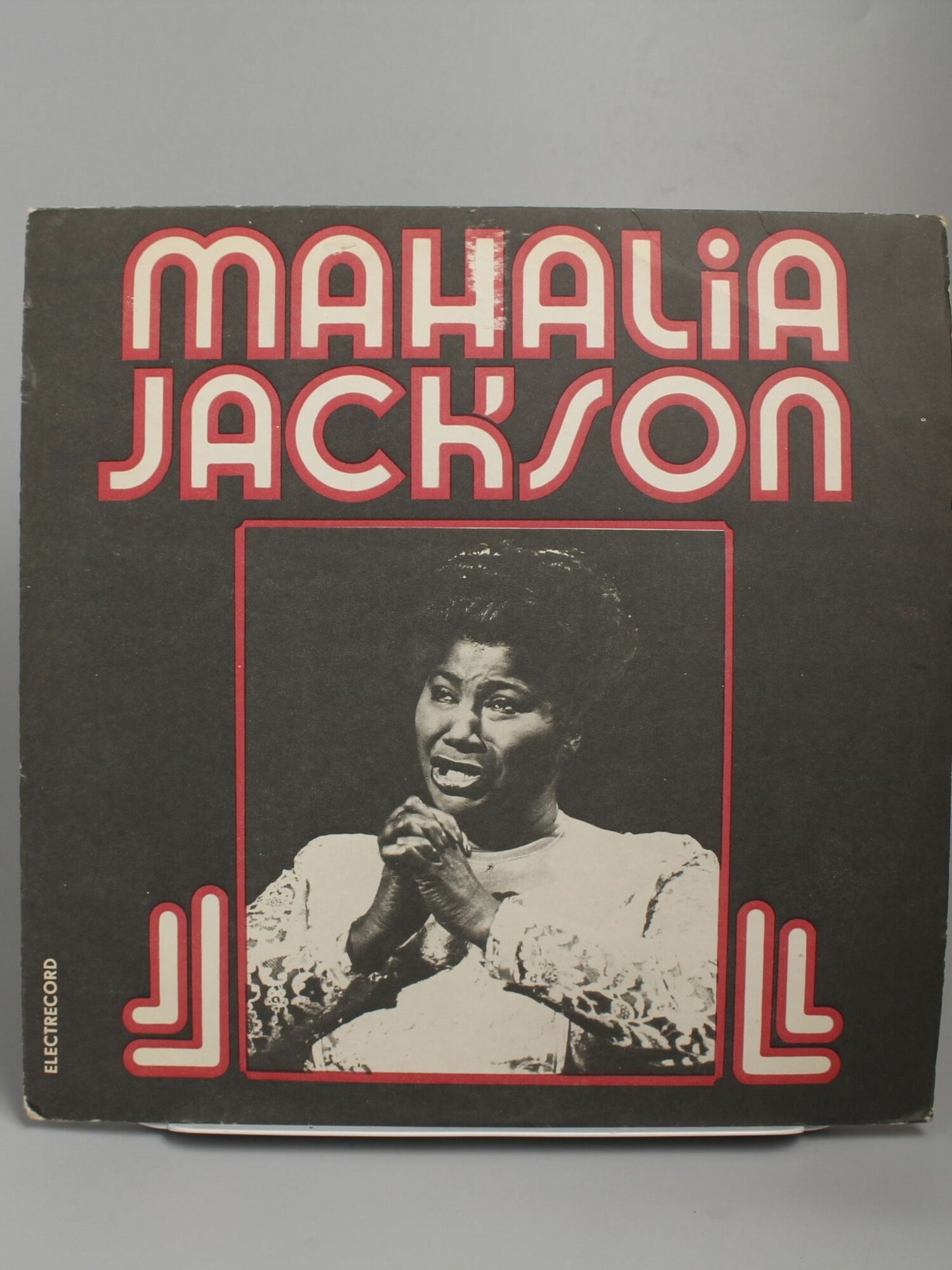 Винтажная виниловая пластинка Mihalia Jackson. В хорошем состоянии