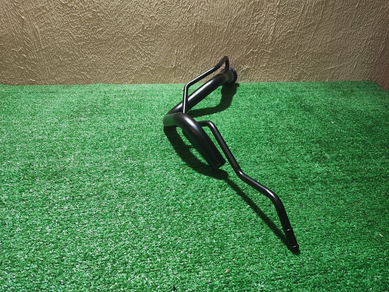 Горловина топливного бака toyota corolla levin ae100 7720112430