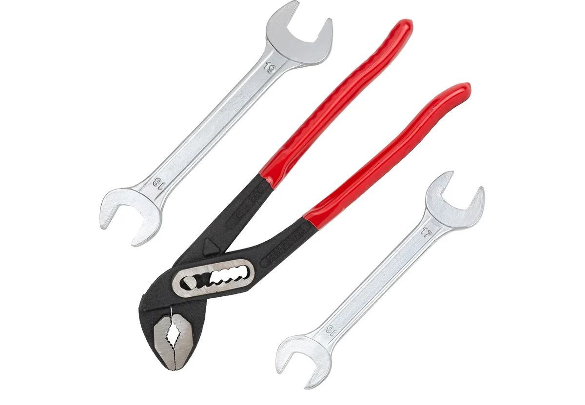 Набор слесарных инструментов WMC TOOLS, рожковые ключи 18x19 и 16x17 мм, клещи 25 см