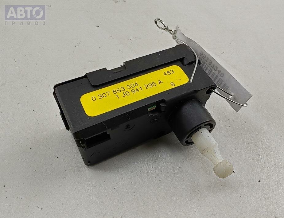 Корректор фар Volkswagen Touran