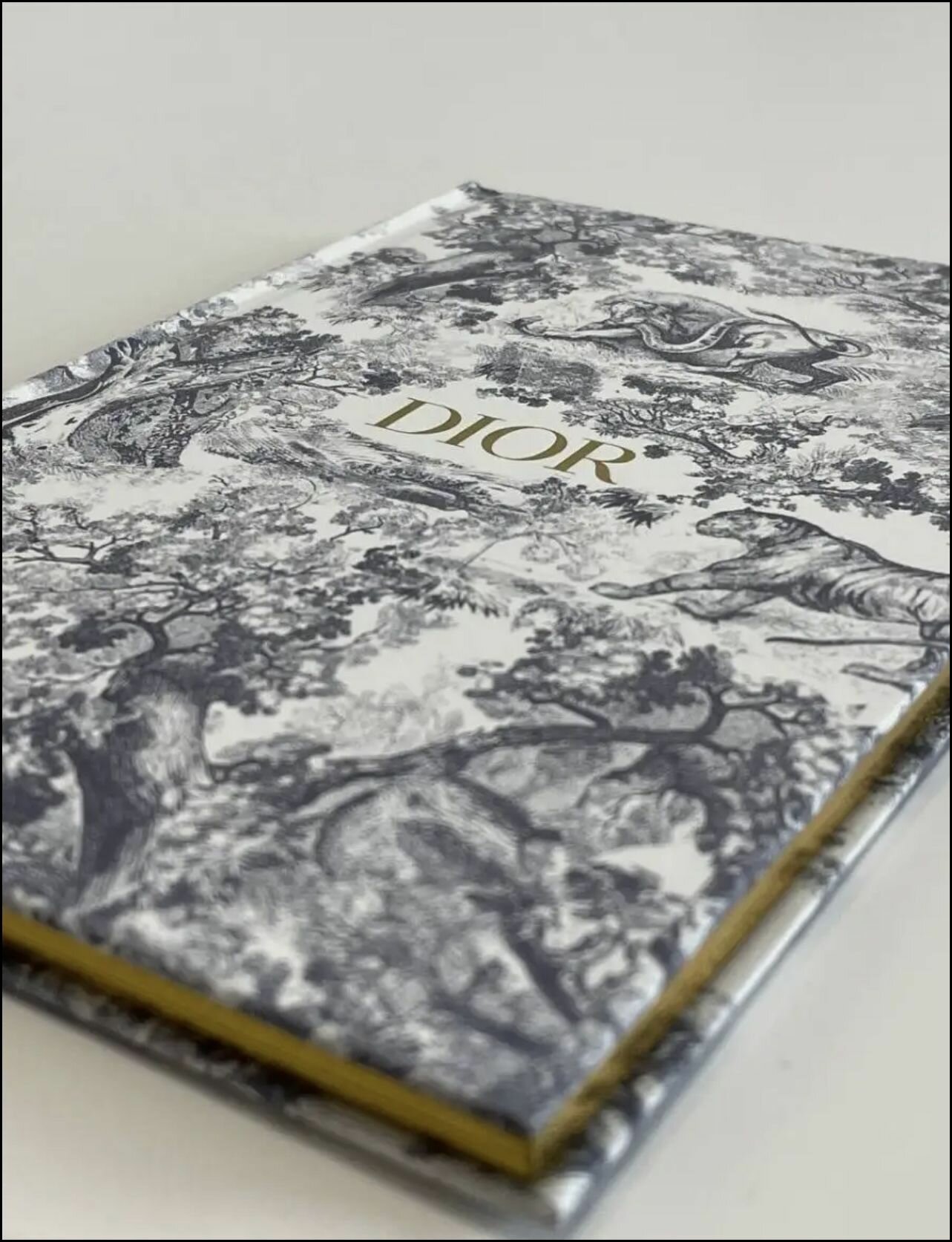 Блокнот в стиле DIOR