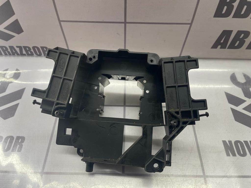 Кронштейн (сопут. товар) Ford Focus 2 05-08