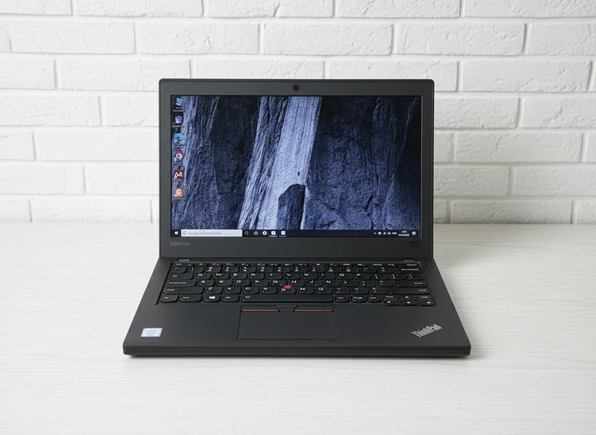 Ноутбук Lenovo ThinkPad x260 i5-6300U/SSD250GB/8GB DDR4/Win10