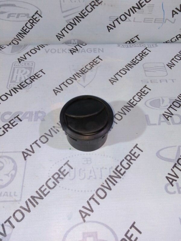 Дефлектор воздуховод Lada Granta Б/У с пробегом