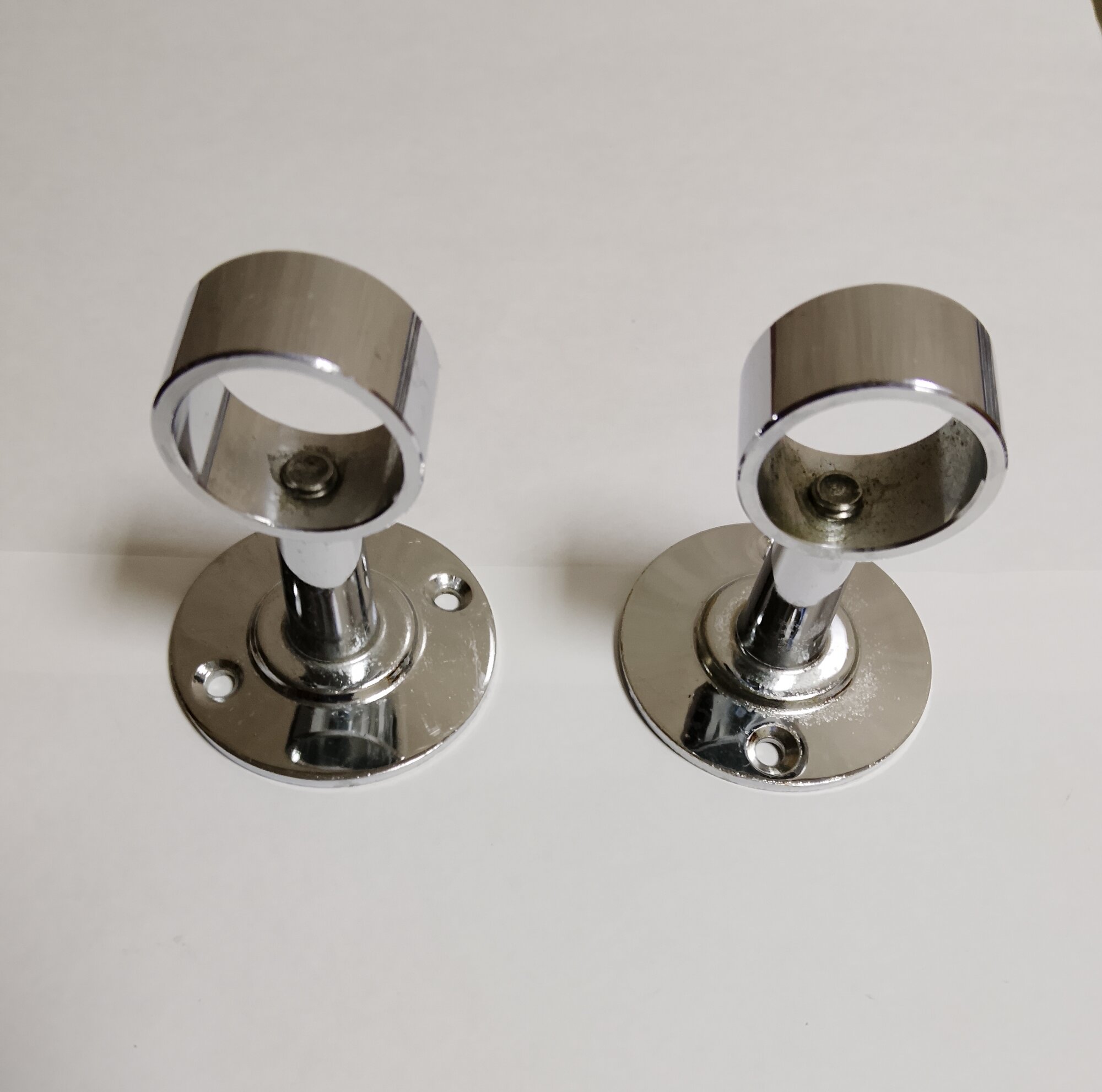 Крепление для полотенцесушителя, с кольцом, хром, для трубы 25мм, в комплекте 2 штуки.