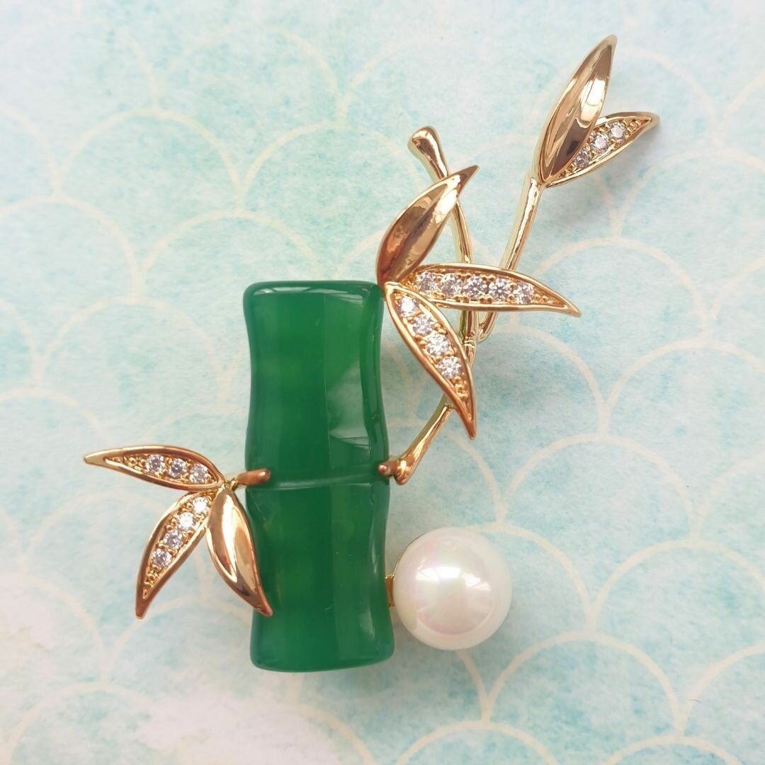 Брошь, жемчуг культивированный