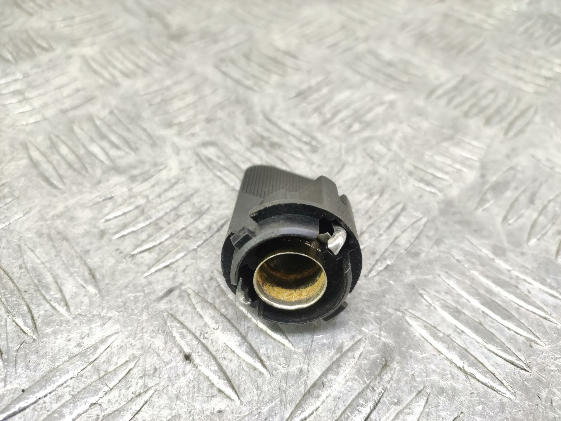 Панель фонаря заднего левого Volvo V70 2 2001 9483287