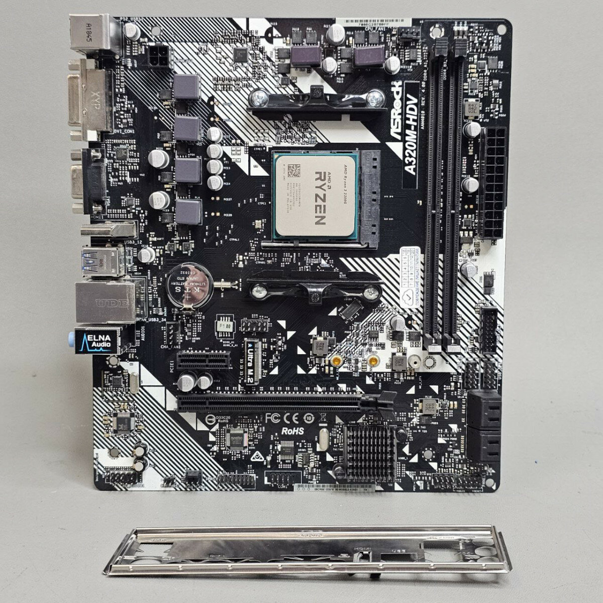 Комплект Asrock A320M-HDV +R3 2200G