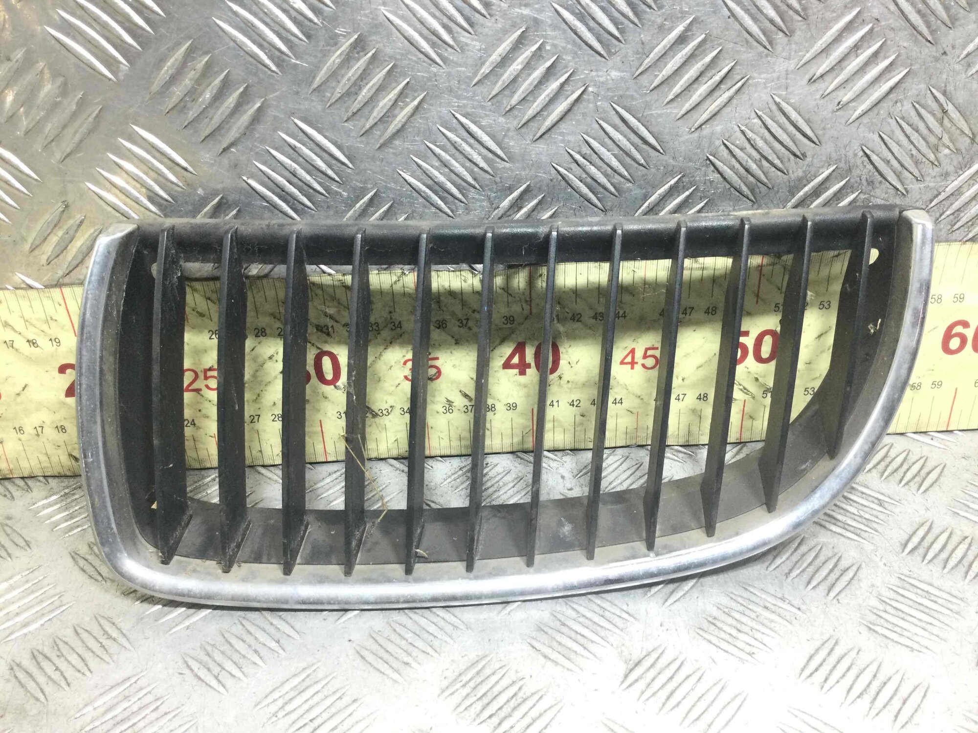 Б/У Решетка радиатора BMW 3-Series 3-Series E90/E91/E92/E93 2005 - 2010 2008 г.
